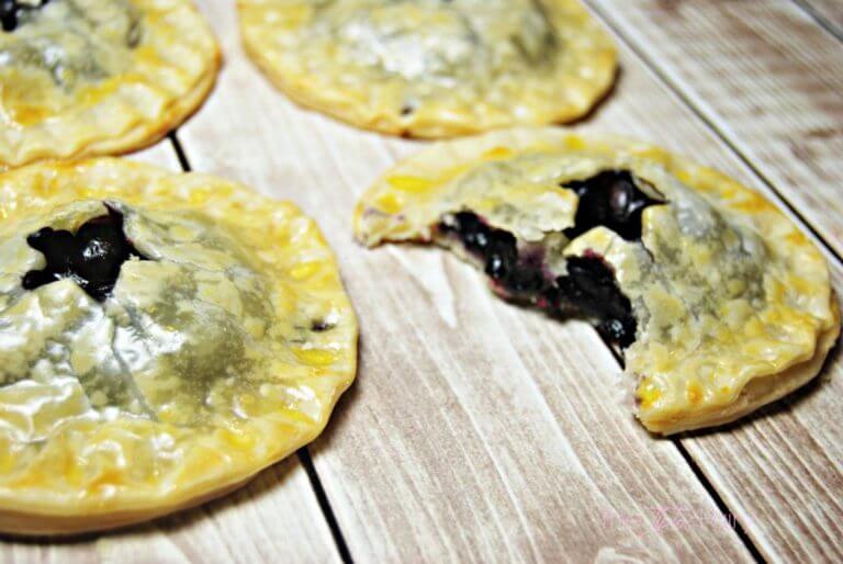 Starry Night Blueberry Hand Pies | The TipToe Fairy
