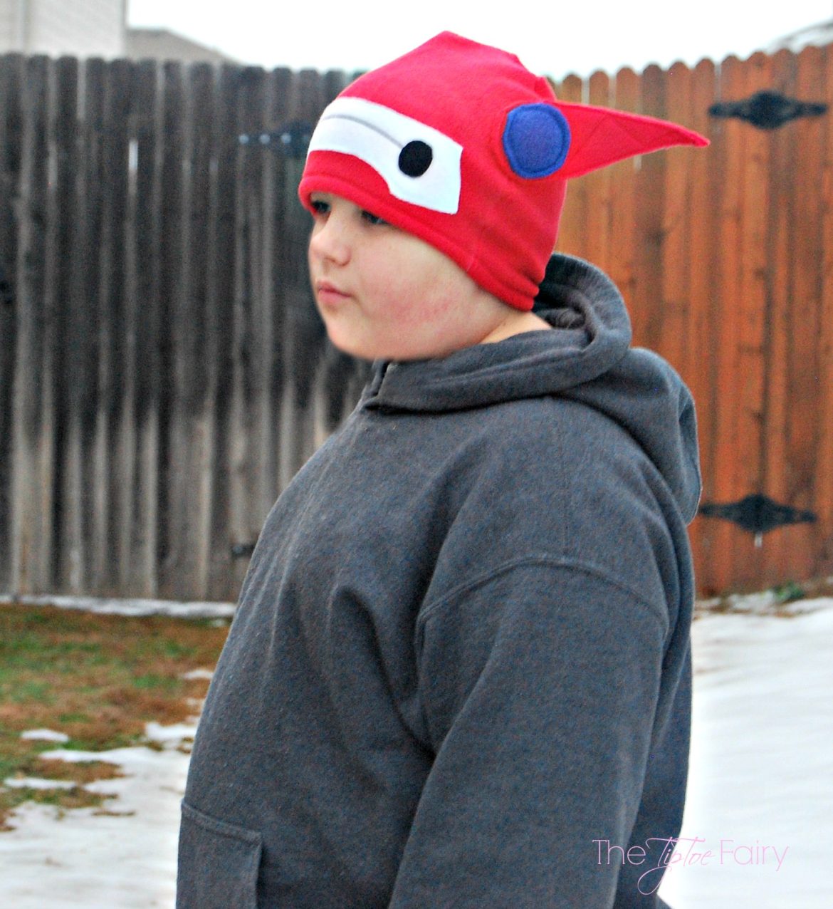 Baymax Fleece Hat Tutorial from Big Hero 6 | The TipToe Fairy