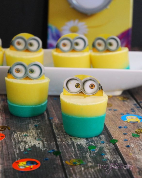 Minions Ice Cream Gelatin Treats | The TipToe Fairy