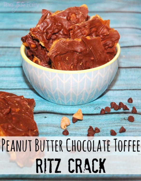 Chocolate Peanut Butter Ritz Cracker Crack | The TipToe Fairy