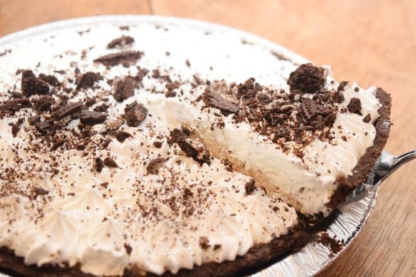 Starry Night Blueberry Hand Pies | The TipToe Fairy