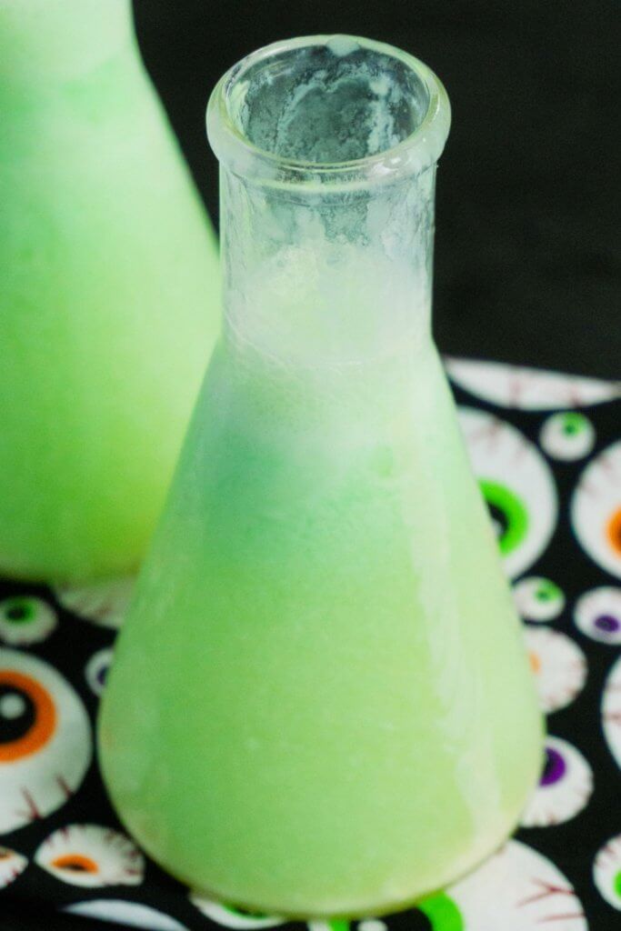 Halloween Drinks: Toxic Tonic | The TipToe Fairy