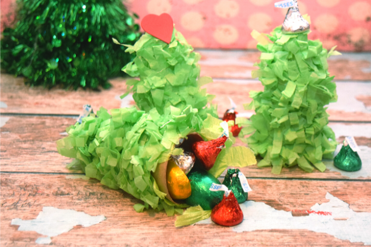 Mini Christmas Tree Pinatas | The TipToe Fairy