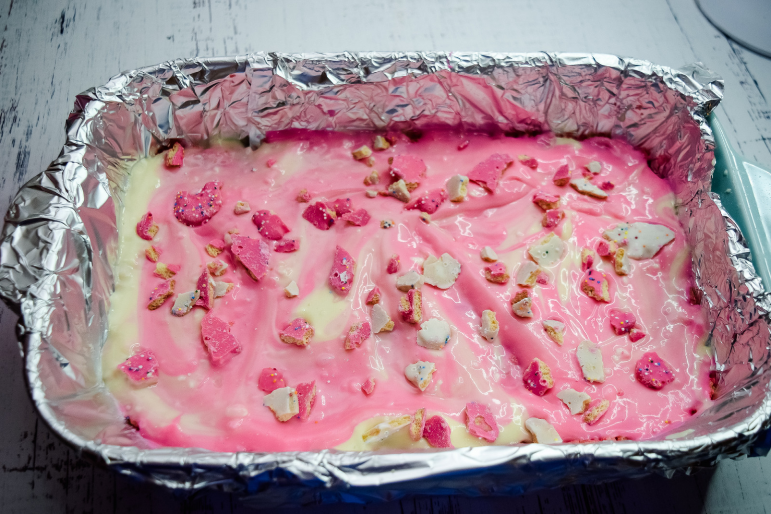 How to make Animal Cracker Cheesecake Bars with a Dr. Dolittle Party ...