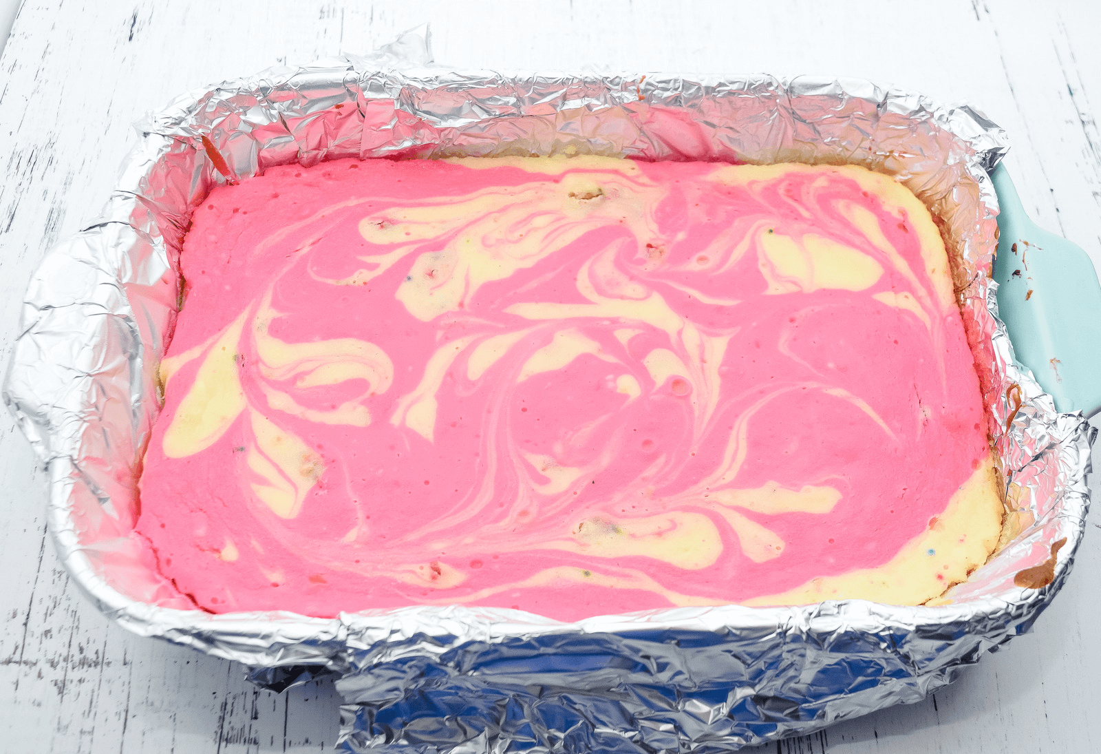 How to make Animal Cracker Cheesecake Bars with a Dr. Dolittle Party ...