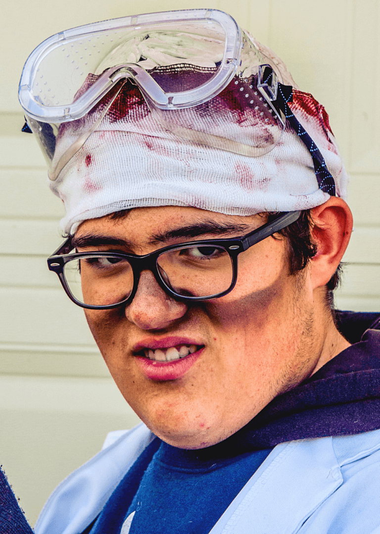 How to Make a DIY Mad Scientist Brain Halloween Costume | The TipToe Fairy