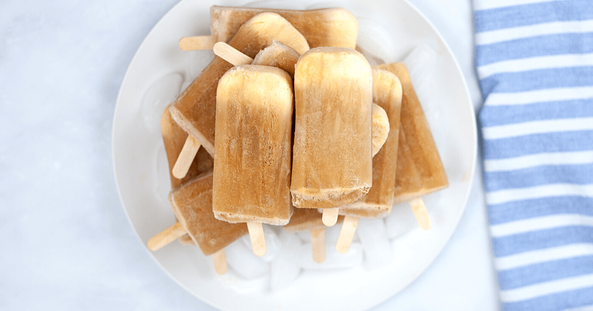 2 Ingredient Root Beer Float Popsicles | The TipToe Fairy