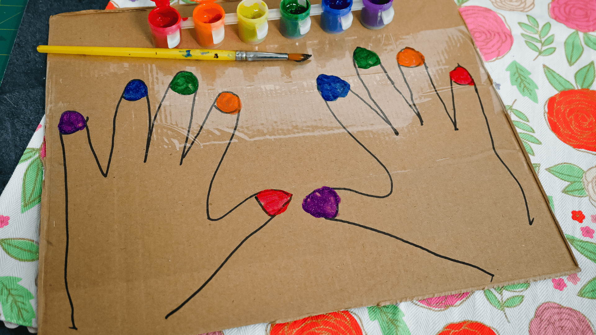 How to make a Preschool Pretend Play Nail Salon | The TipToe Fairy