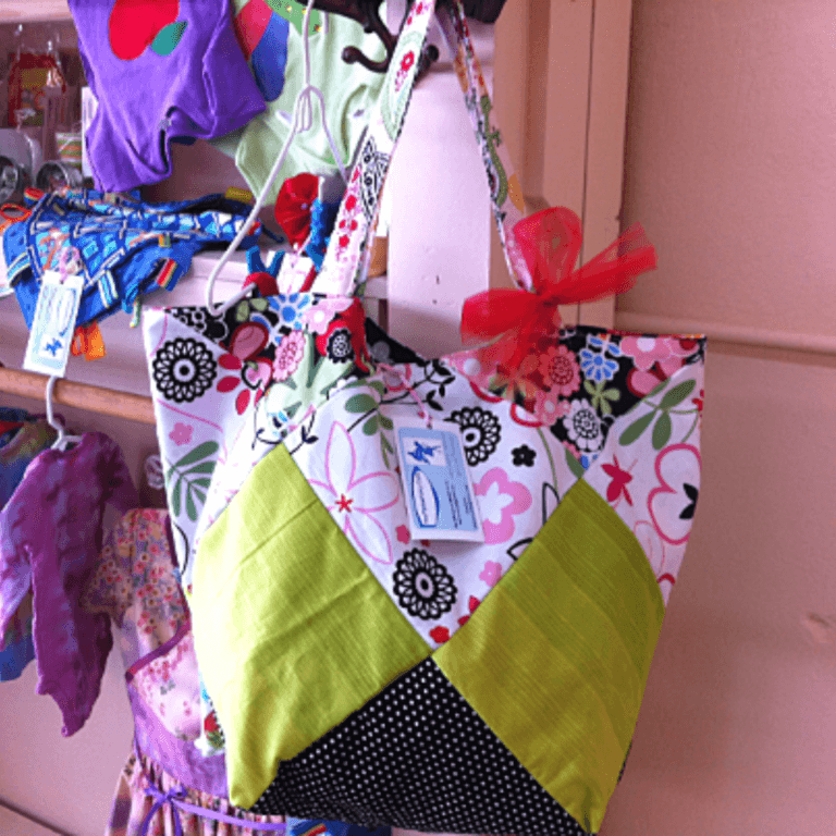 Sew The Inside Out Tote Bag - It's Reversible! | The TipToe Fairy