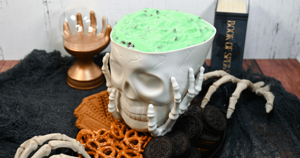 Let's make Halloween Frog Eye Dip for the Party! | The TipToe Fairy