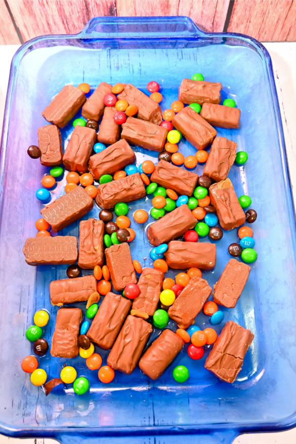 How to make a Leftover Halloween Candy Bar Dump Cake | The TipToe Fairy