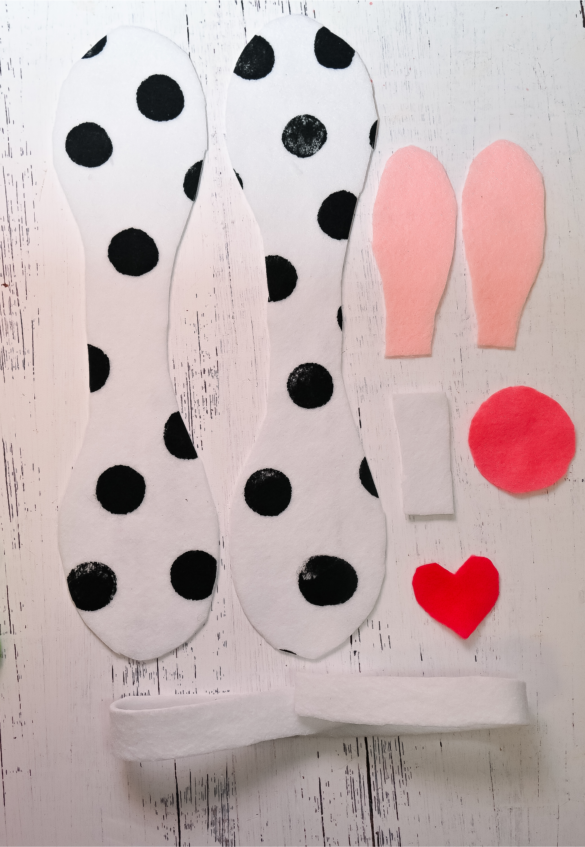 How to make a No Sew 101 Dalmatian Street inspired Halloween DIY ...