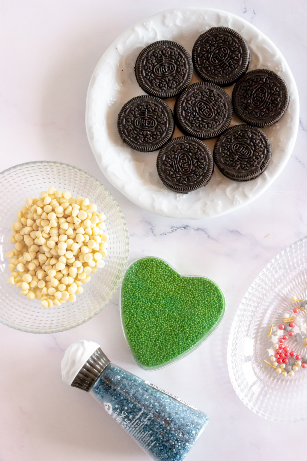 How to make EASY Christmas Tree OREO Cookies | The TipToe Fairy