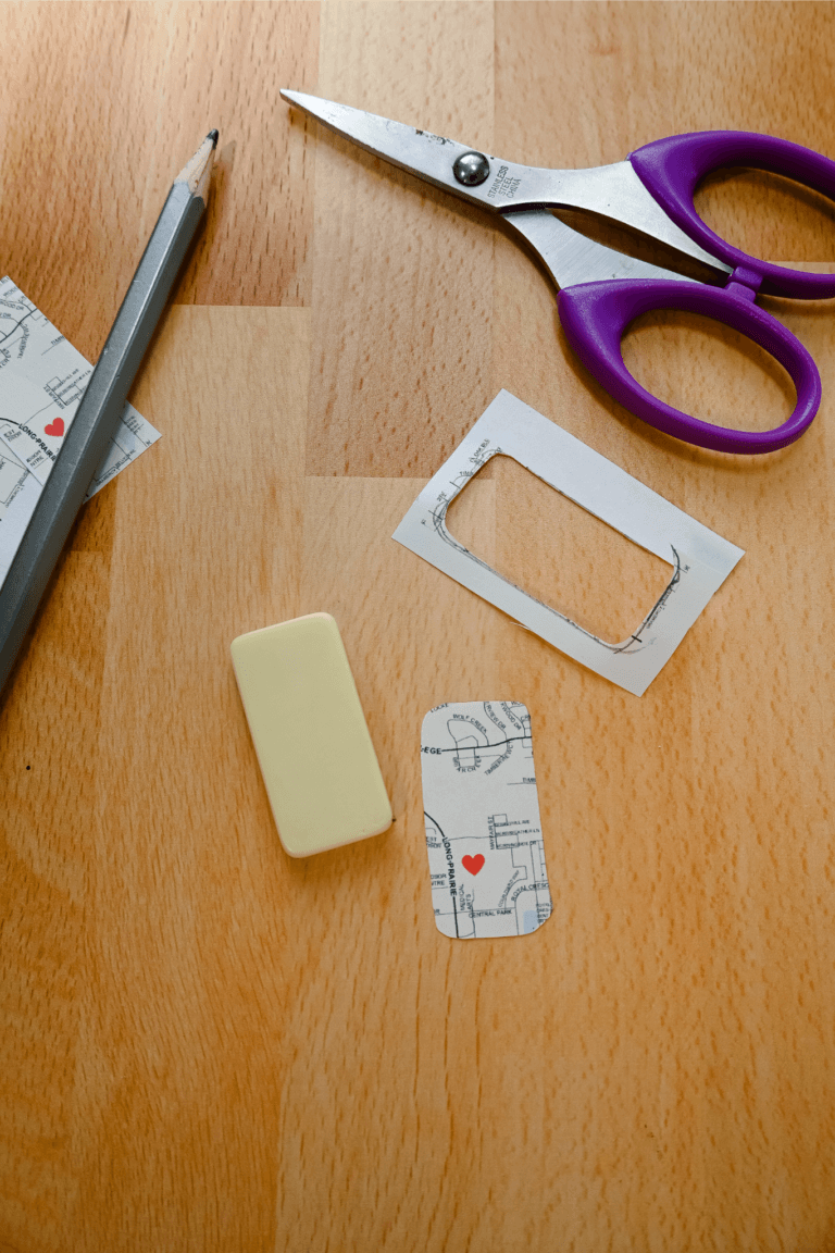 How to DIY Make Your Own Where We Met Map Keychain | The TipToe Fairy