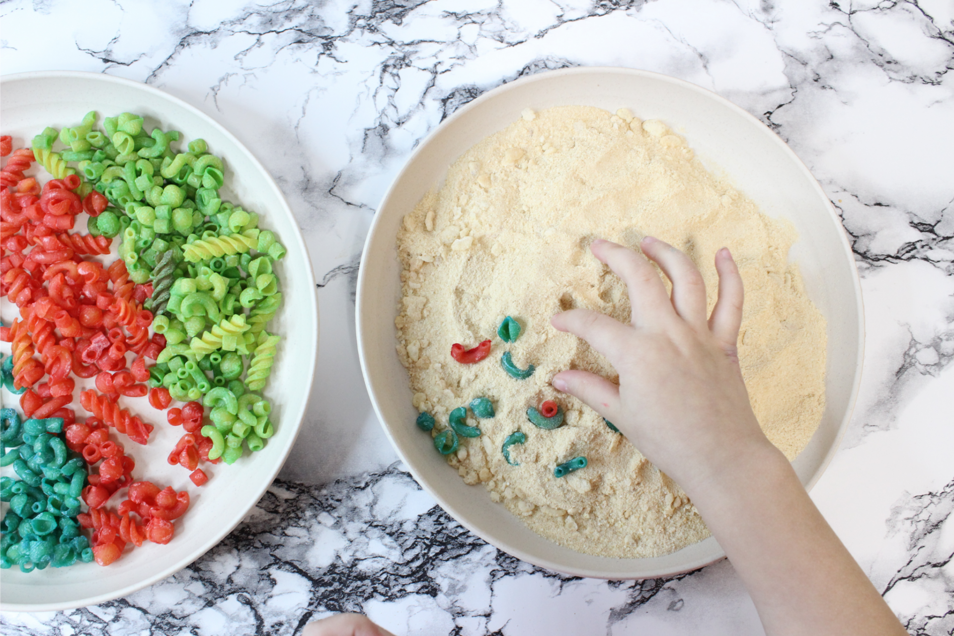 How to make a DIY Taste Safe Sensory Bin with Pasta and Cereal | The ...