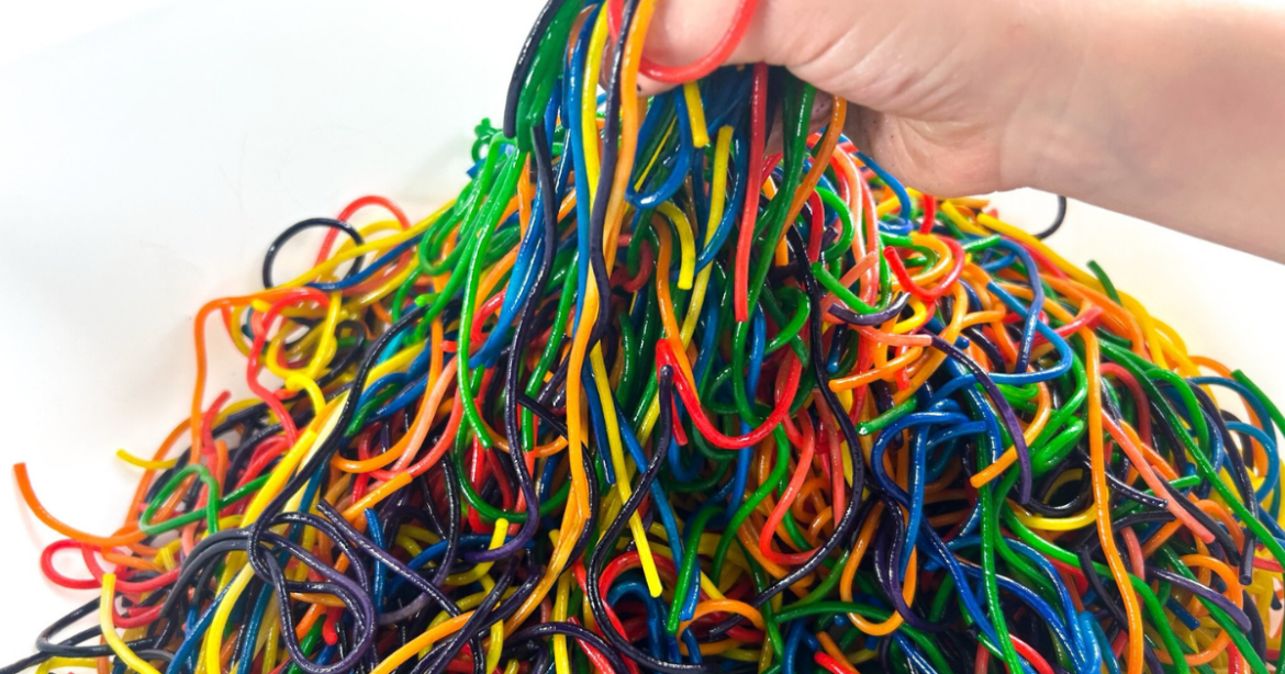 How to make Taste Safe Rainbow Spaghetti for Sensory Play | The TipToe ...