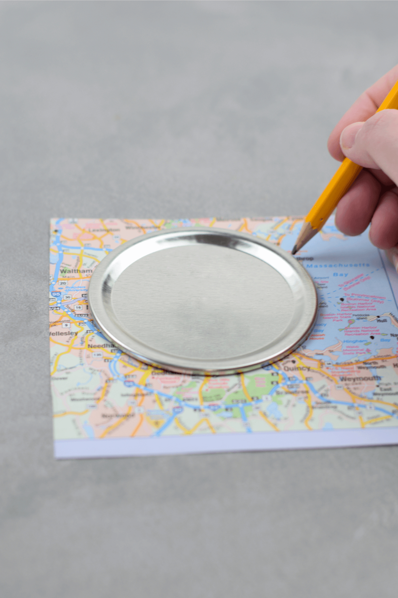 How to Make a DIY Christmas Map Ornament | The TipToe Fairy