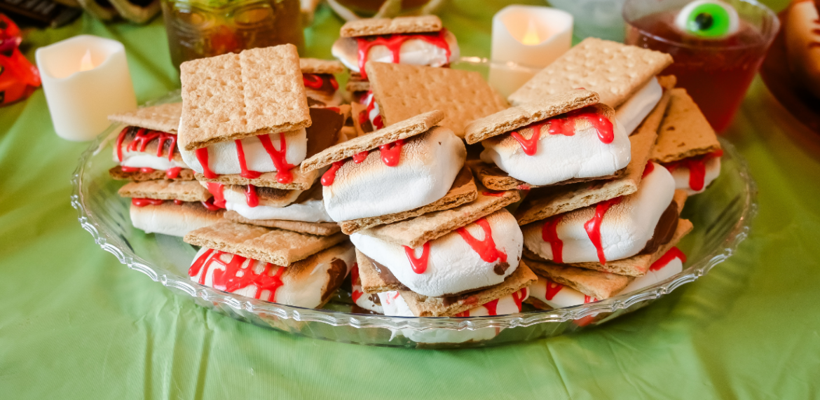 Let's make Sheet Pan Summerween Slasher S'mores | The TipToe Fairy